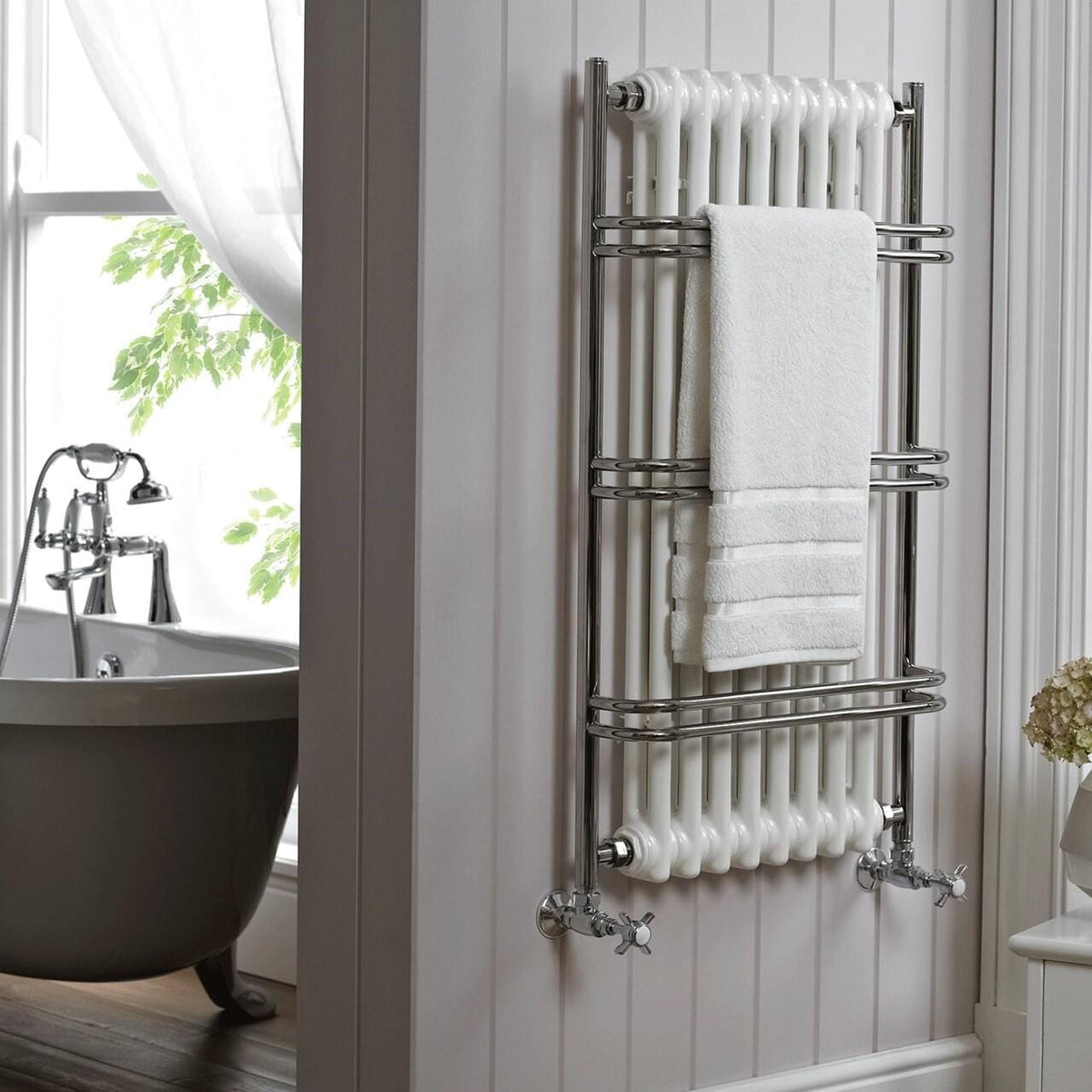 Vogue Nexus Grand III Straight Traditional Towel Radiator - 900 x 525m ...
